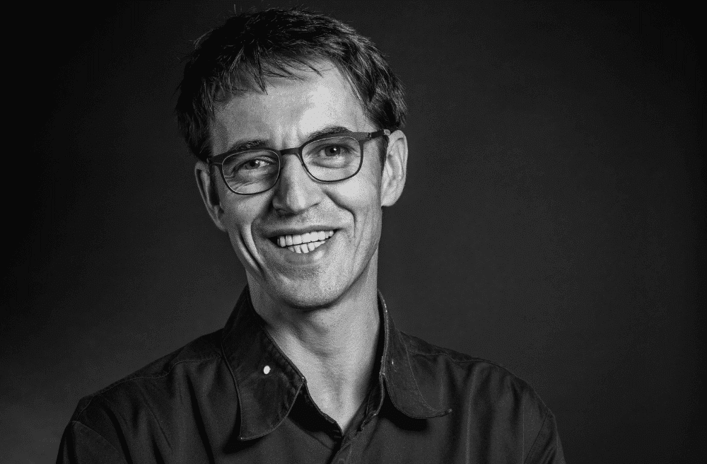 Thomas Neeser, The Shining Star From Grand Hôtel Du Lac - Less Saves ...